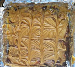 Peanut Butter Swirl Fudge - Easy Chocolate Peanut butter Fudge Recipe