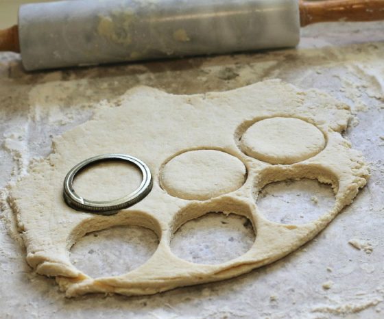 Making Homemade Biscuits - Cooking Tips for Fluffy Flaky Biscuits